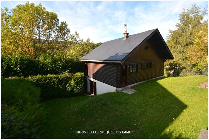 Maison à vendre - La Bourboule - 6 pièces - 4 chambres