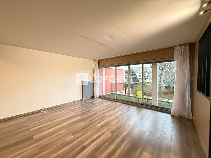 Appartement à louer - Louvres - 4 pièces - 3 chambres