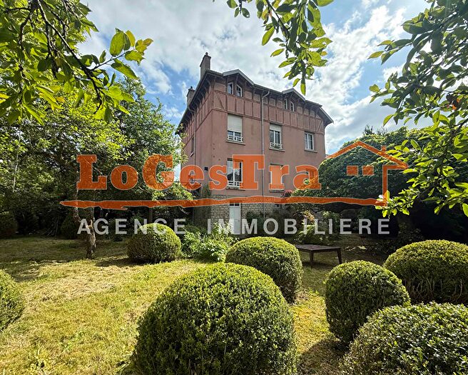 Maison à vendre - Vittel - 10 pièces - 8 chambres