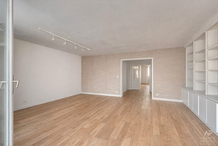 Maison à vendre - Rueil-Malmaison, Coeur de Ville - 6 pièces - 5 chambres