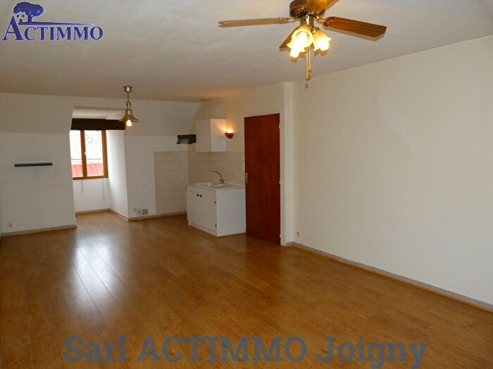 Appartement à louer - Joigny - 3 pièces - 2 chambres