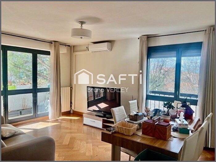 Appartement à vendre - Marseille e , Saint-Tronc - 4 pièces - 3 chambres