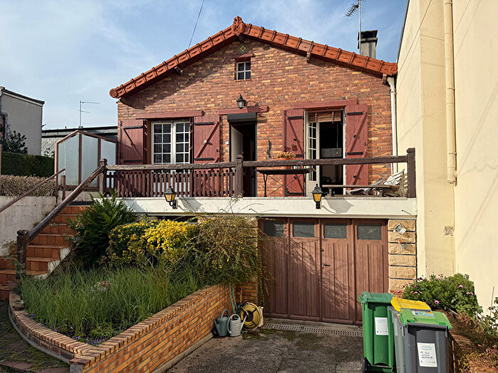 Maison à vendre - Fontenay-sous-Bois, Plateau - 4 pièces - 2 chambres