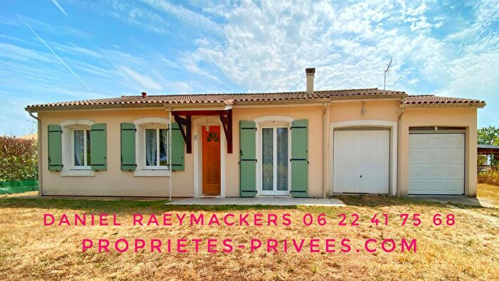 Maison à vendre - Montpon-Ménestérol - 4 pièces - 3 chambres