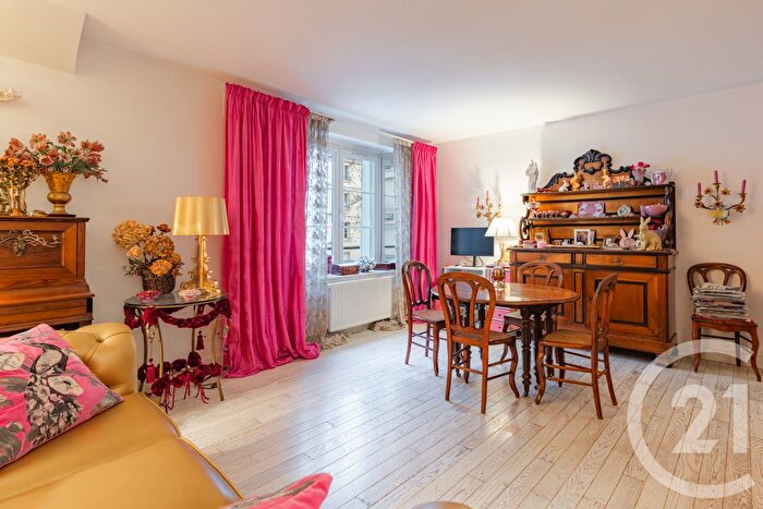 Appartement à vendre - Paris e , Les Iles - 3 pièces - 2 chambres