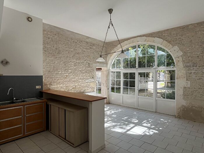 Maison 3 pièces à louer à Chassors