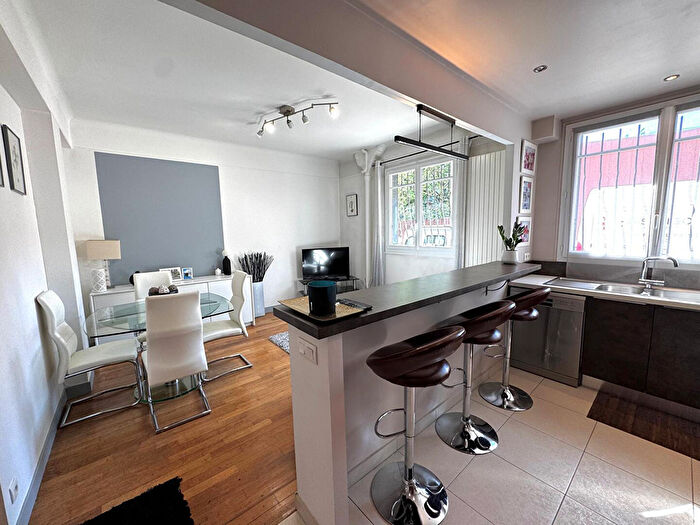 Appartement 3 pièces à Aubervilliers, Centre-ville, Victor Hugo, à vendre