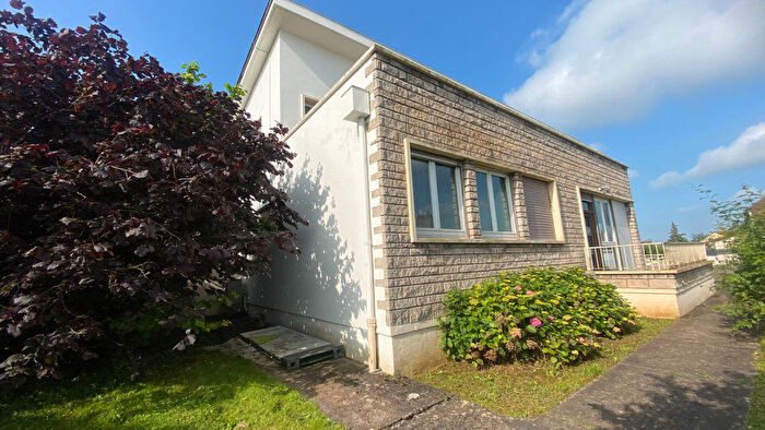 Appartement à vendre - Sainte-Marie-aux-Chênes - 4 pièces - 3 chambres