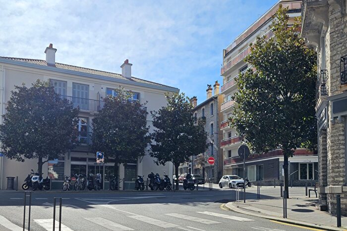 Appartement à vendre - Biarritz, Centre-ville Est - 4 pièces - 2 chambres