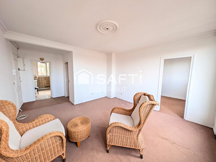 Appartement à vendre - Livry-Gargan, Centre-ville - 3 pièces - 2 chambres