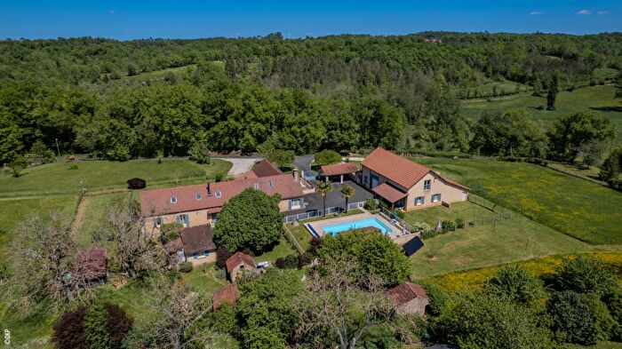 Maison à vendre - Gourdon - 14 pièces - 8 chambres