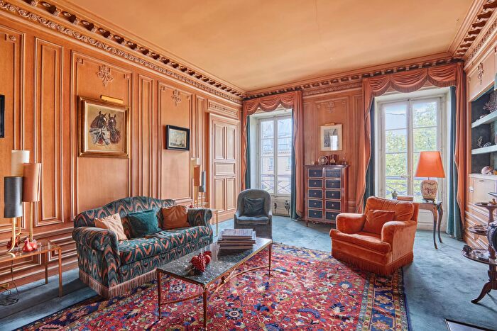 Appartement à vendre - Paris e , Elysée, Madeleine - 5 pièces - 3 chambres