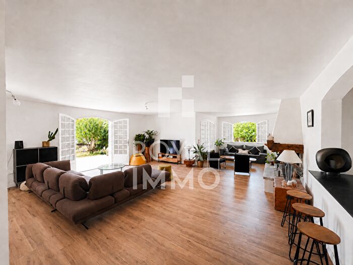 Maison 6 pièces à vendre à Valréas