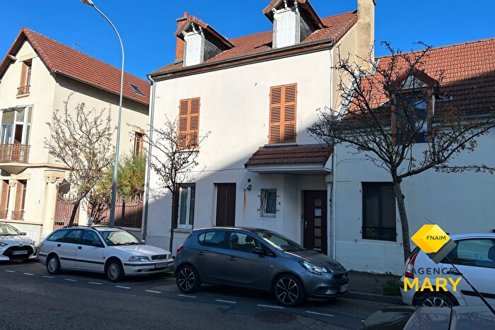 Appartement à louer - Vichy - 2 pièces - 1 chambre