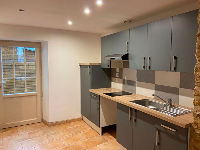Maison 5 pièces à Huillé, à louer