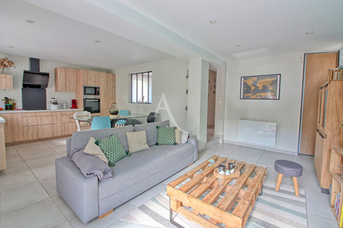 Appartement à vendre - Antony, Centre-ville - 3 pièces - 2 chambres