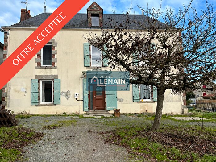 Maison à vendre - La Meilleraie-Tillay - 8 pièces - 6 chambres