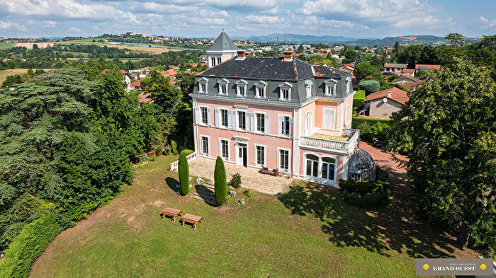 Maison à vendre - Lentilly - 16 pièces - 9 chambres