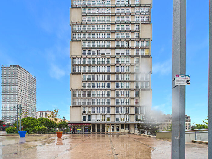 Choisy-le-Roi, Centre-ville, Parc Prairie, Hautes Bornes : Appartement 4 pièces à vendre