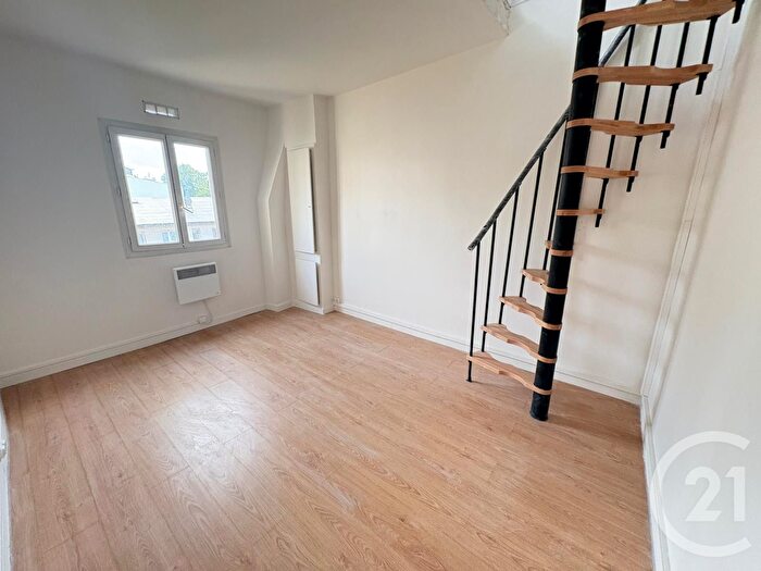 Appartement à vendre - Saint-Denis, La Plaine Saint-Denis - 2 pièces - 1 chambre