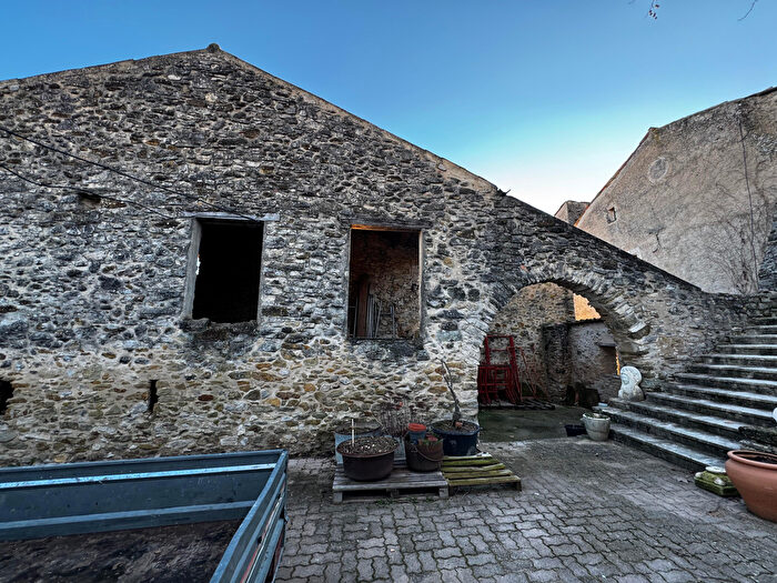 Maison à vendre - Ongles - 5 pièces - 4 chambres