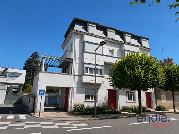 Moulins, Centre-ville - Appartement 4 pièces à vendre