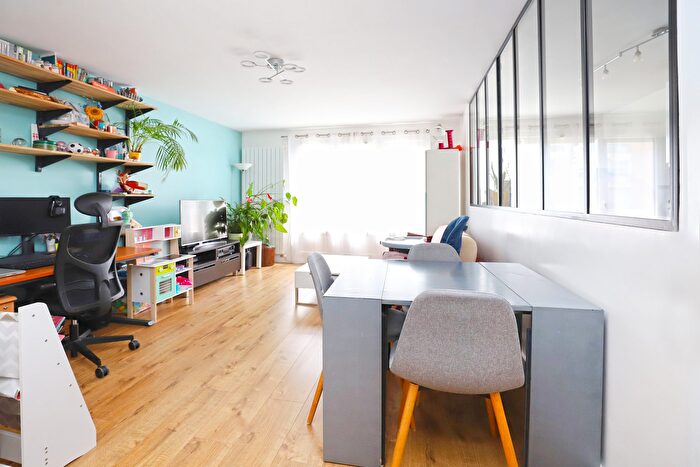 Appartement 3 pièces à vendre à Montreuil, Signac, Mûrs à Pêches