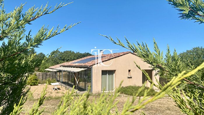 Lussan - Maison 6 pièces à vendre