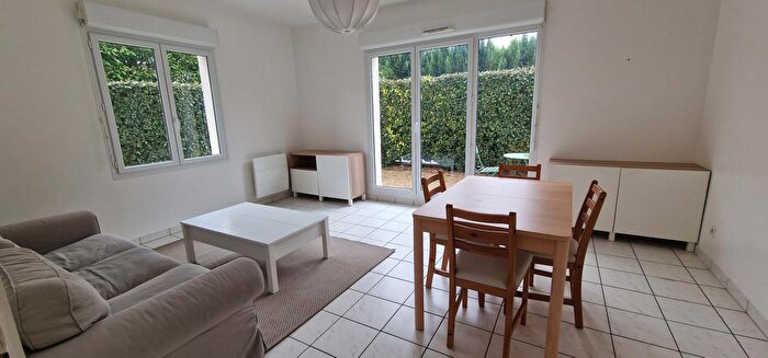 Verneuil-sur-Seine, Centre-ville, Gare : Appartement 4 pièces à louer