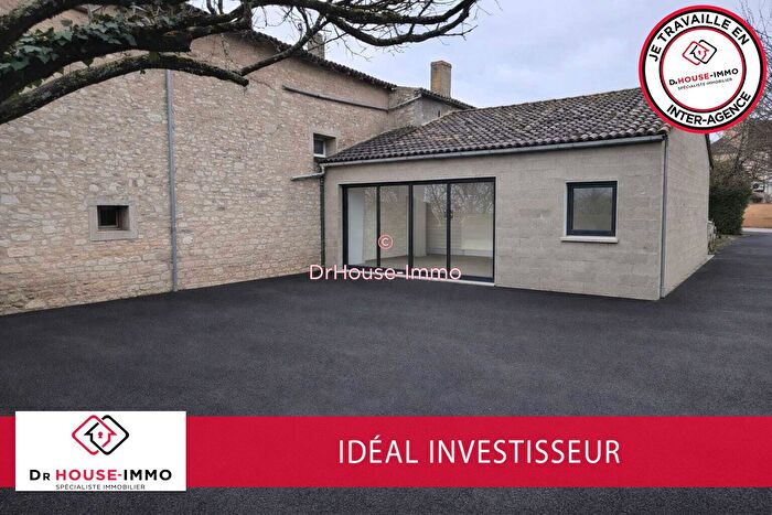 Neuville-de-Poitou : Maison 3 pièces à vendre