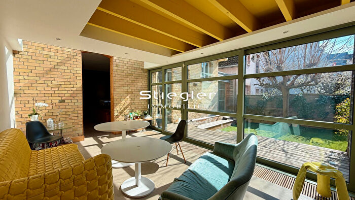 Maison à vendre - Strasbourg, Neudorf, Etoile, Gare, Schluthfeld - 7 pièces - 4 chambres