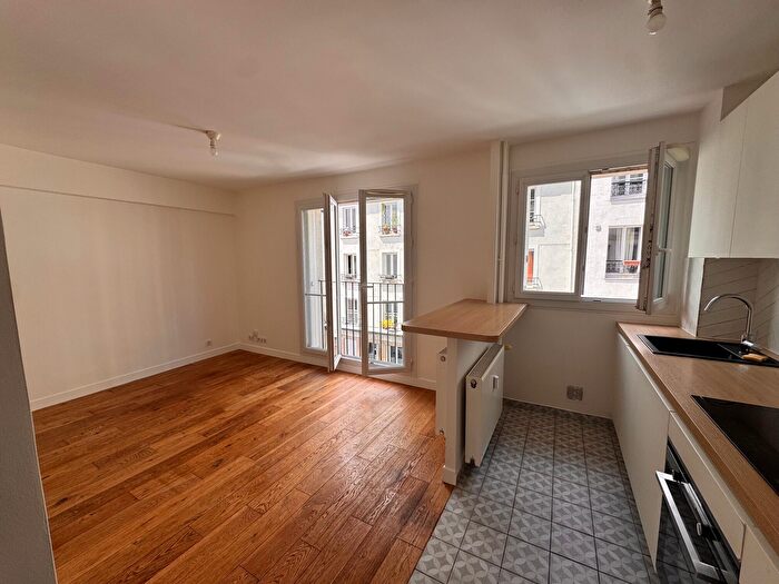 Appartement 2 pièces à vendre à Paris 18ème, Barbès, Château Rouge