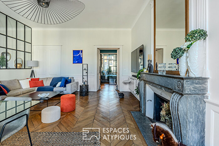 Appartement à vendre - Nantes, Centre-ville - 4 pièces - 2 chambres