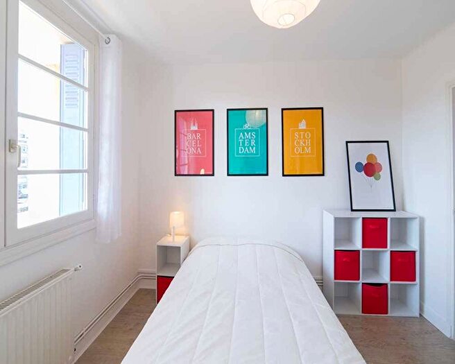 Appartement à louer - Sauzelong, Rangueil, Toulouse - 4 pièces - 4 chambres