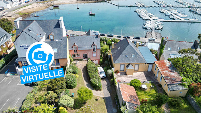 Maison à vendre - Camaret-sur-Mer - 6 pièces - 4 chambres