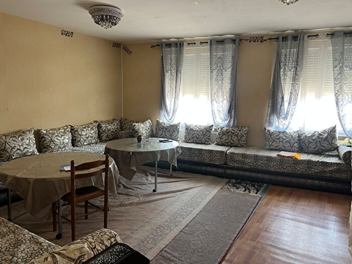 Maison à vendre - Moissac, Centre-ville - 5 pièces - 3 chambres