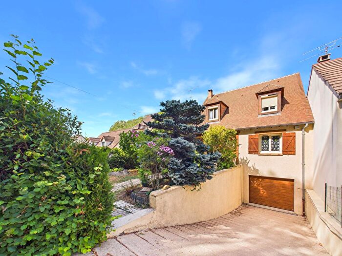 Maison 6 pièces à vendre à Combs-la-Ville, République