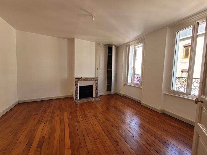 Sud, La Souterraine : Appartement 3 pièces à louer