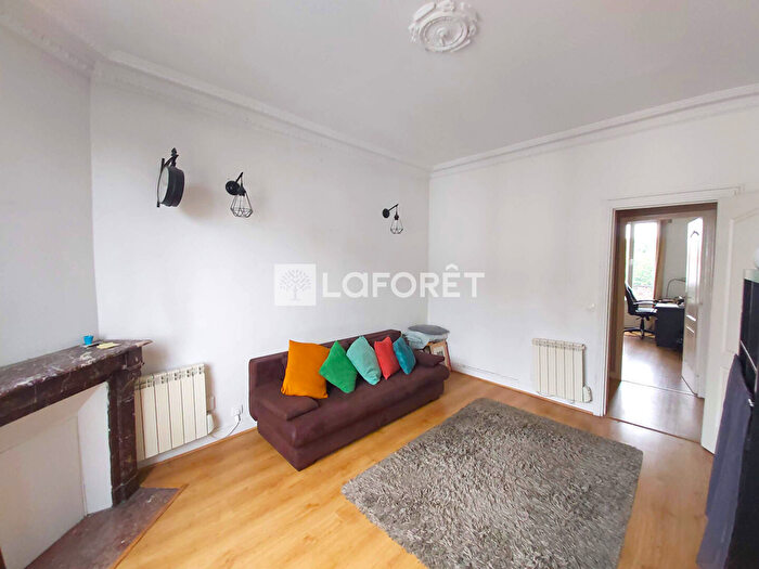 Rosny-sous-Bois, Centre-ville : Appartement 3 pièces à vendre