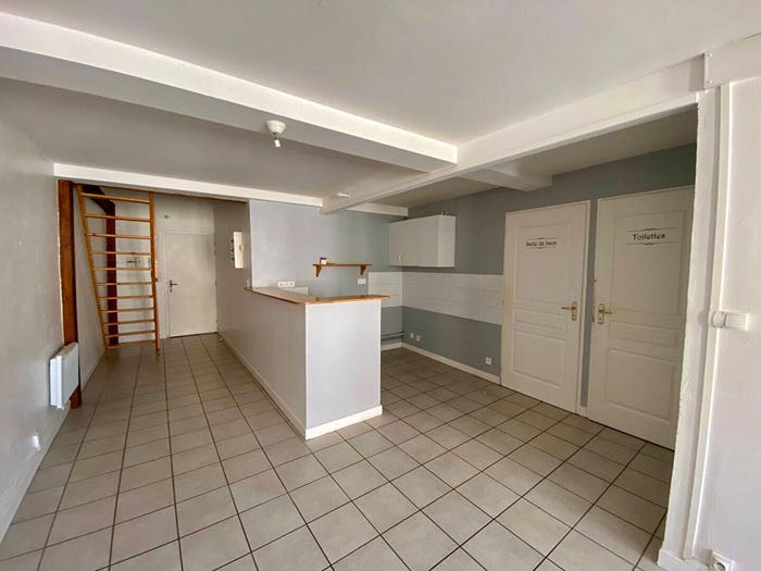 Estialet le Bouchet, Montbrison : Appartement 3 pièces à louer