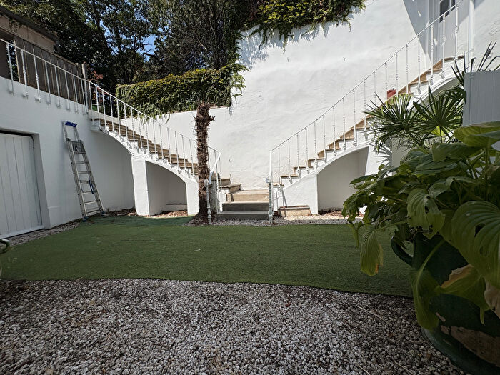 Appartement à louer - Castelnaudary - 3 pièces - 2 chambres