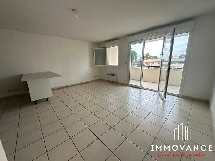 Appartement à vendre - Saint-Mathieu-de-Tréviers - 3 pièces - 2 chambres