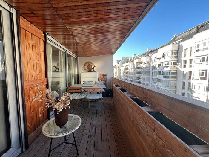 Appartement à louer - Chaillot, Paris ème - 2 pièces - 1 chambre