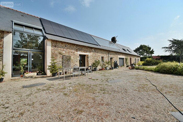 Vritz : Maison 8 pièces à vendre