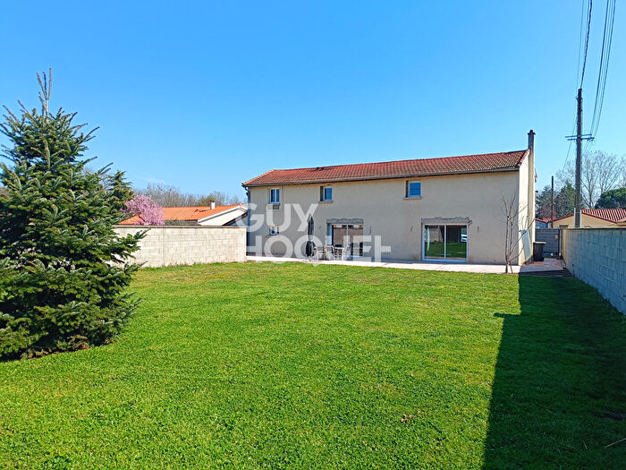 Maison à vendre - Cuzieu - 4 pièces - 3 chambres