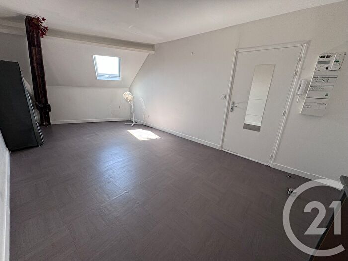 Cergy, Bords dOise : Appartement 1 pièce à louer