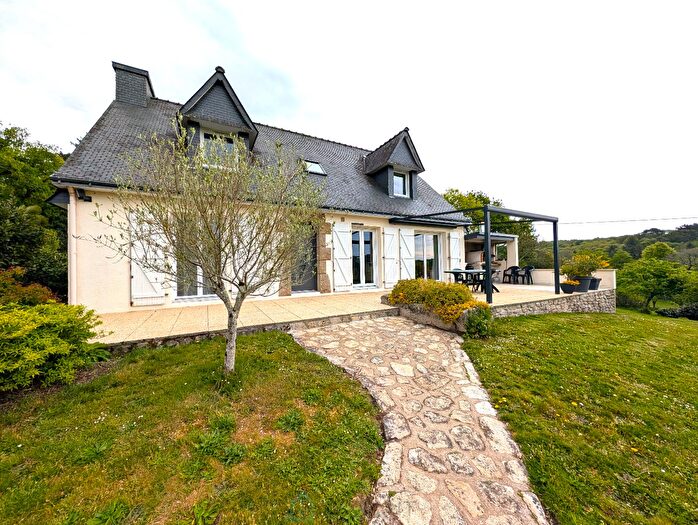 Maison à vendre - Le Sourn - 7 pièces - 4 chambres