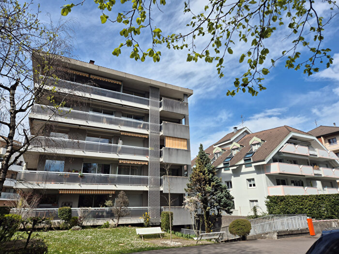 Appartement à vendre - Annecy, Parmelan, Albigny - 3 pièces - 2 chambres
