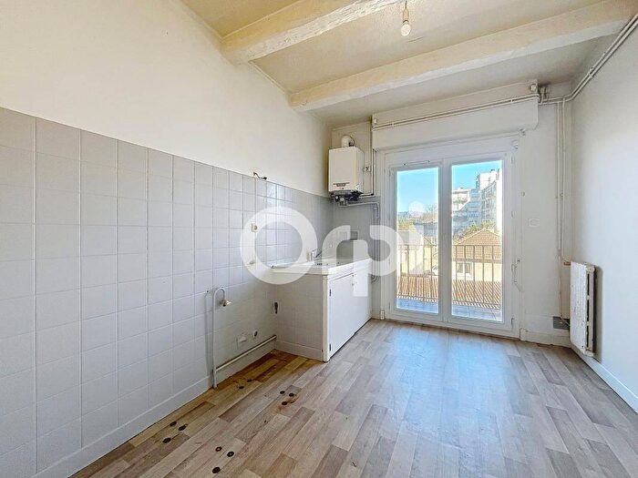 Arsonval, Brive-la-Gaillarde - Appartement 3 pièces à louer