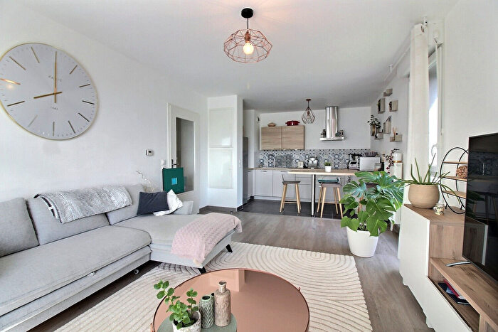 Appartement à louer - Capinghem - 3 pièces - 2 chambres